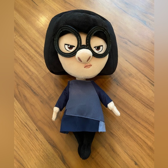 Disney | Toys | Disney The Incredibles Edna Mode Plush | Poshmark